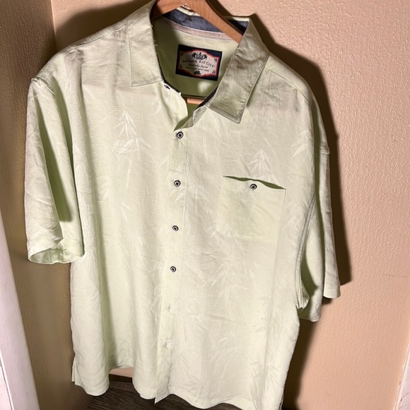 Bahama Bay Club | Shirts | Bahama Bay Club Mens Ss Buttoned Palm Leaf ...